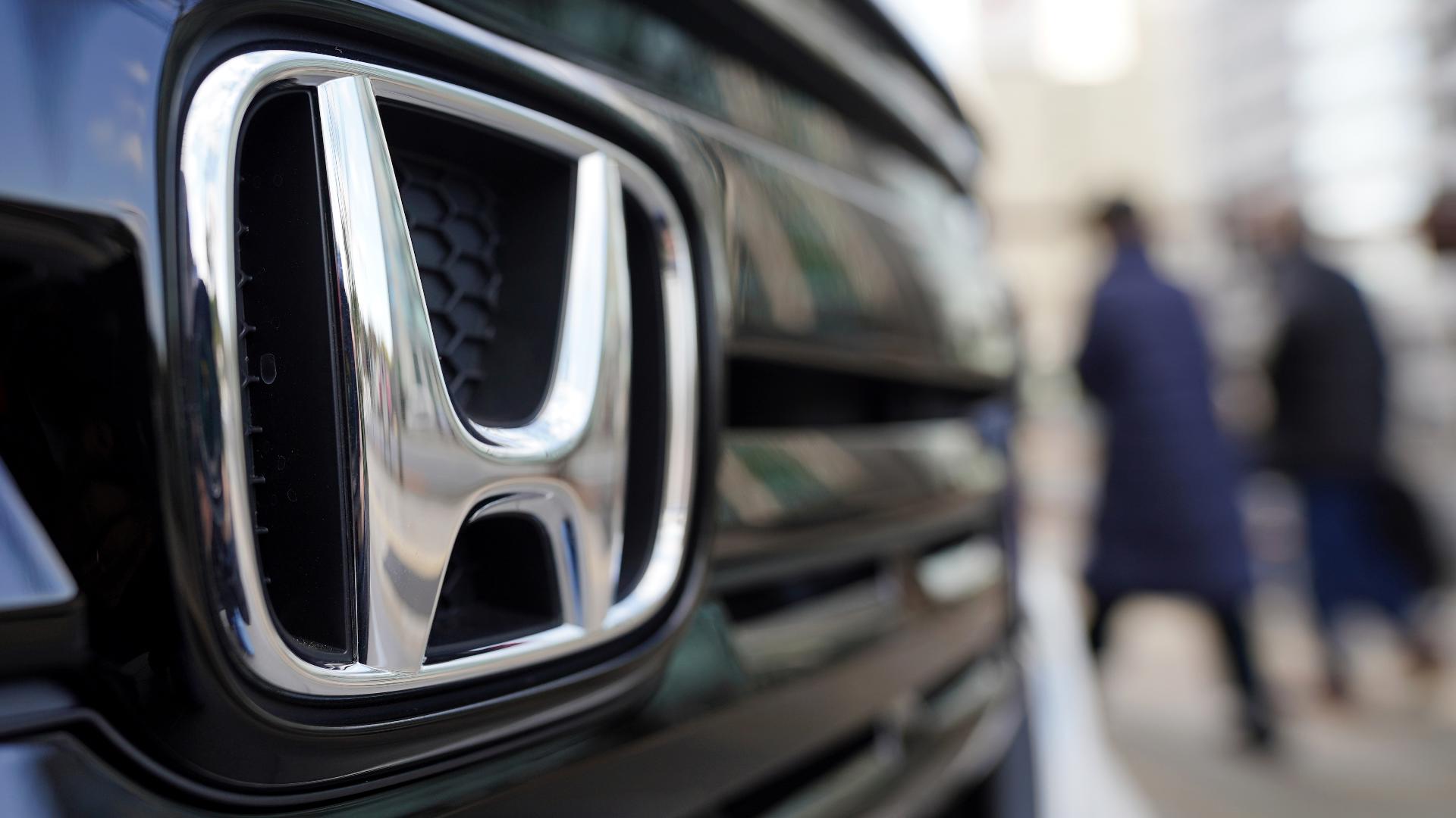 Honda recalls 880K vehicles that could lose control. Here's what models ...