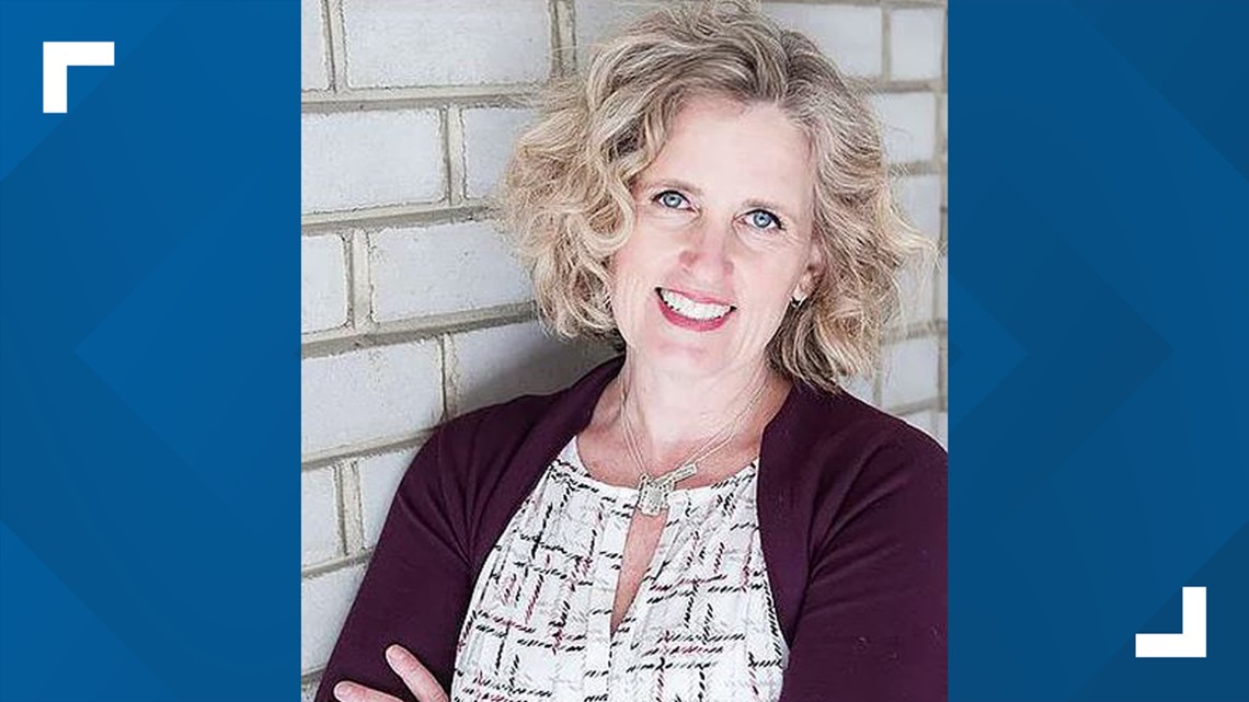 Juli Briskman, who flipped off Trump, wins Virginia election | krem.com