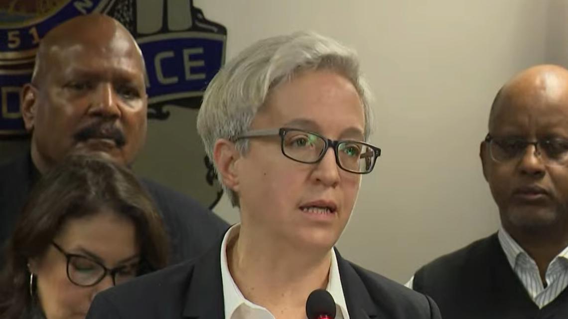 Oregon political leaders react after Border Patrol agents shoot 2 in ...