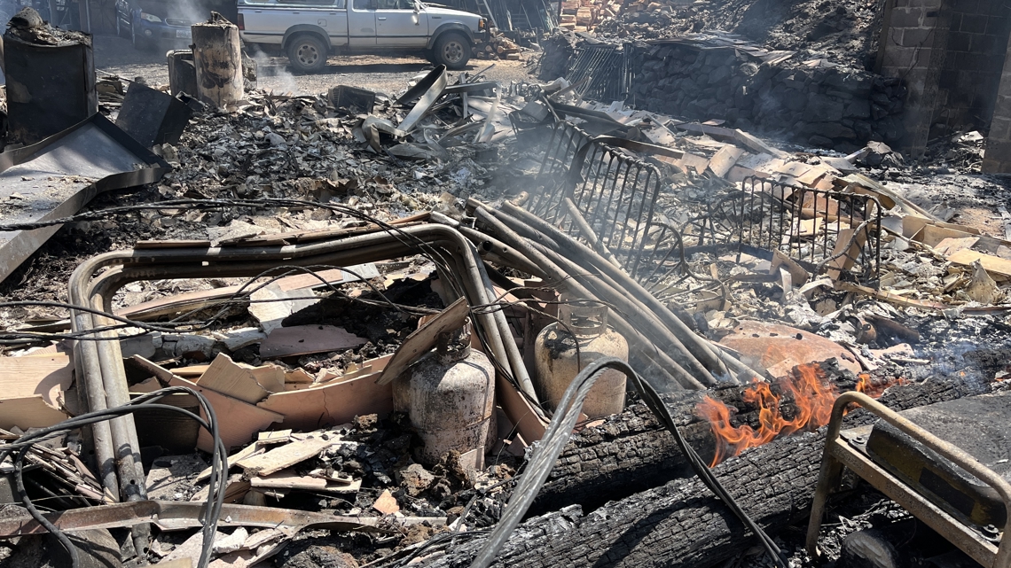Rowena Fire destroys at least 20 homes, leaving residents devastated ...