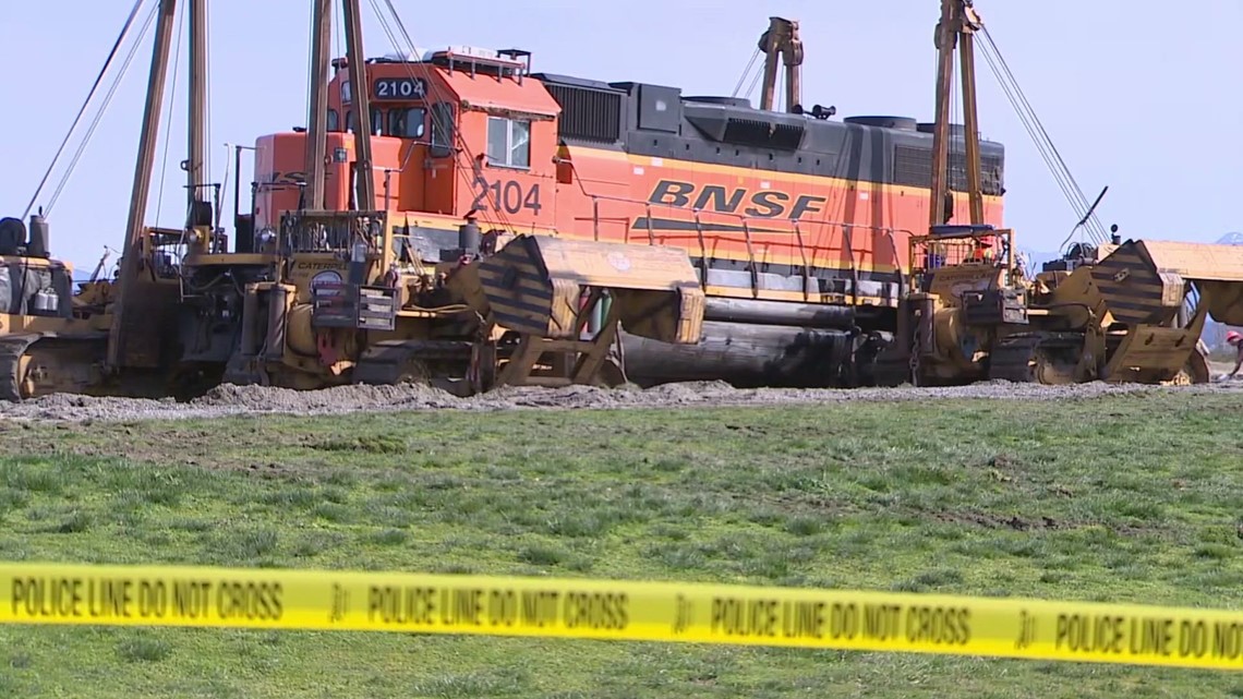 BNSF train derails in Anacortes on Swinomish Reservation | krem.com