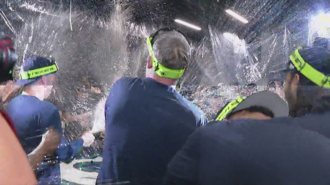 Mariners host postseason scrimmages at T-Mobile Park | krem.com