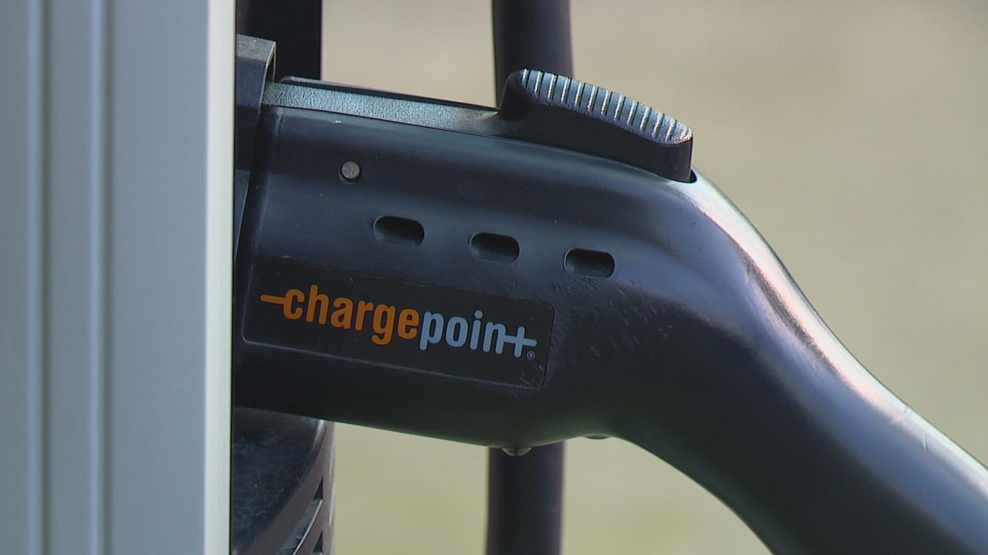 Washington joins 16 other states suing Trump's administration over ...