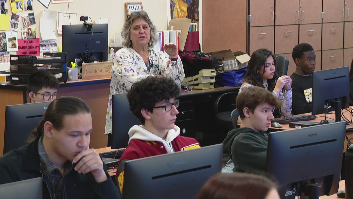 Senate proposal would require financial education for WA high school ...