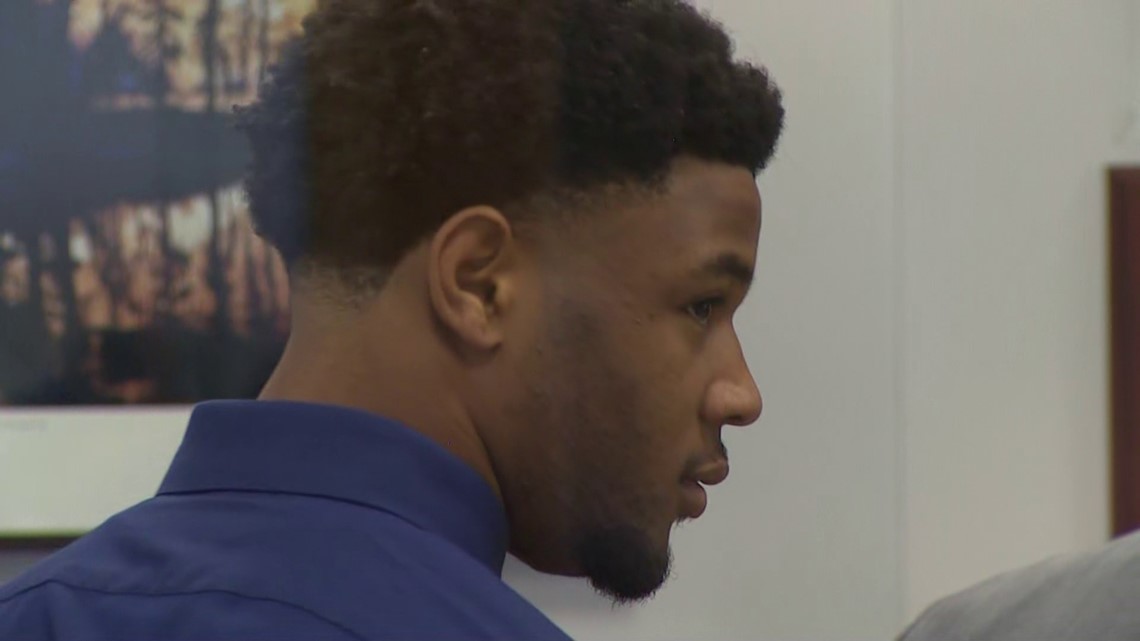 Seattle police release UW coaches texts in Tybo Rogers rape case | krem.com