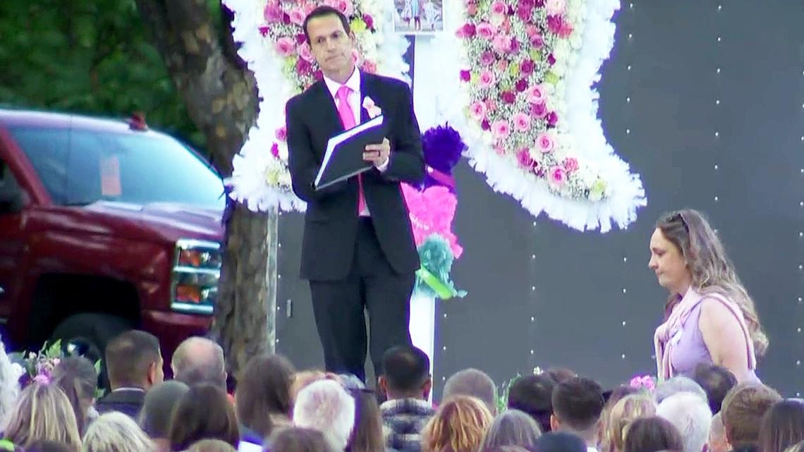 Mother of slain Decker sisters voices frustration in search | krem.com