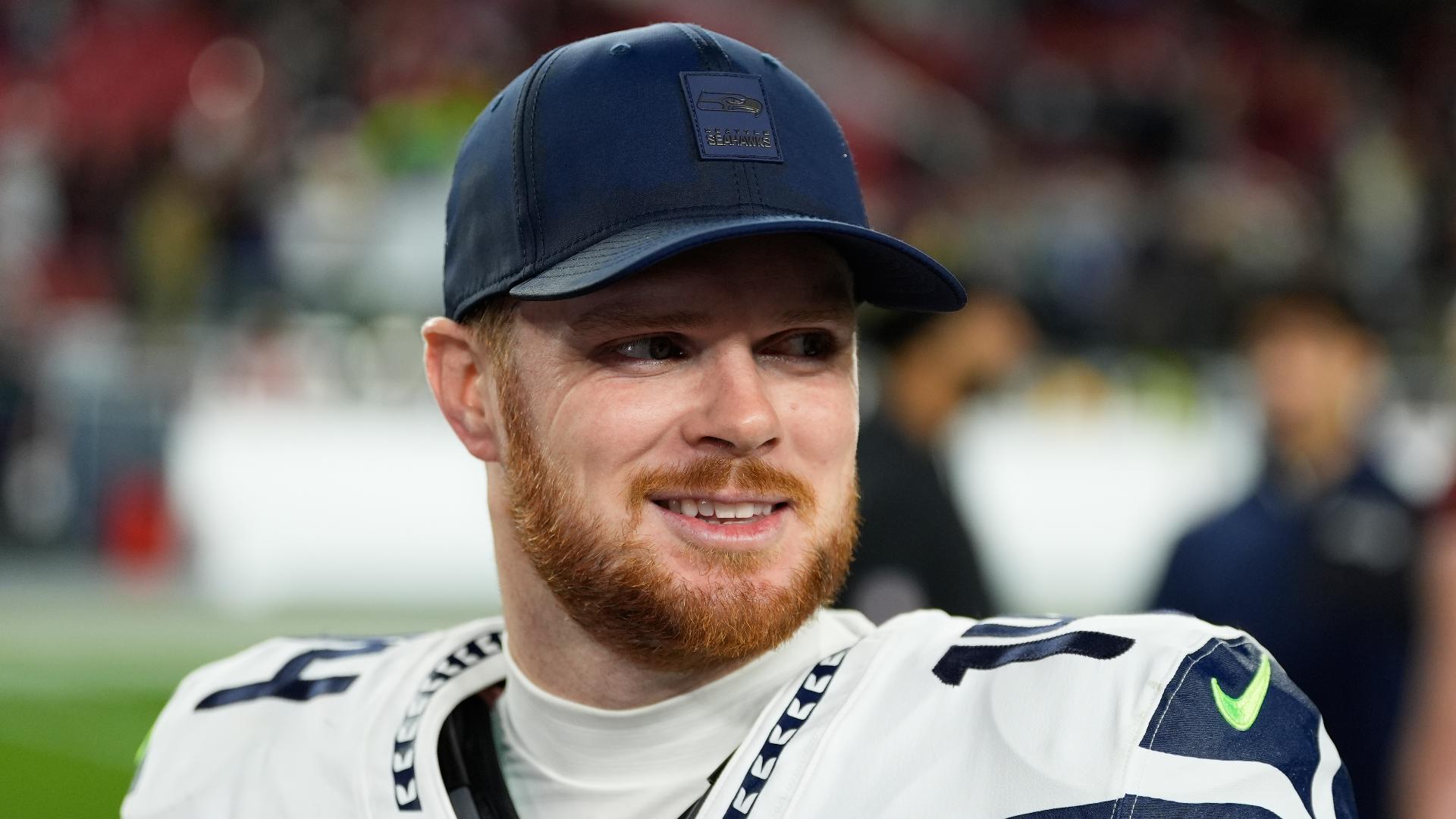 Seahawks QB Sam Darnold injures oblique in practice but is confident he ...