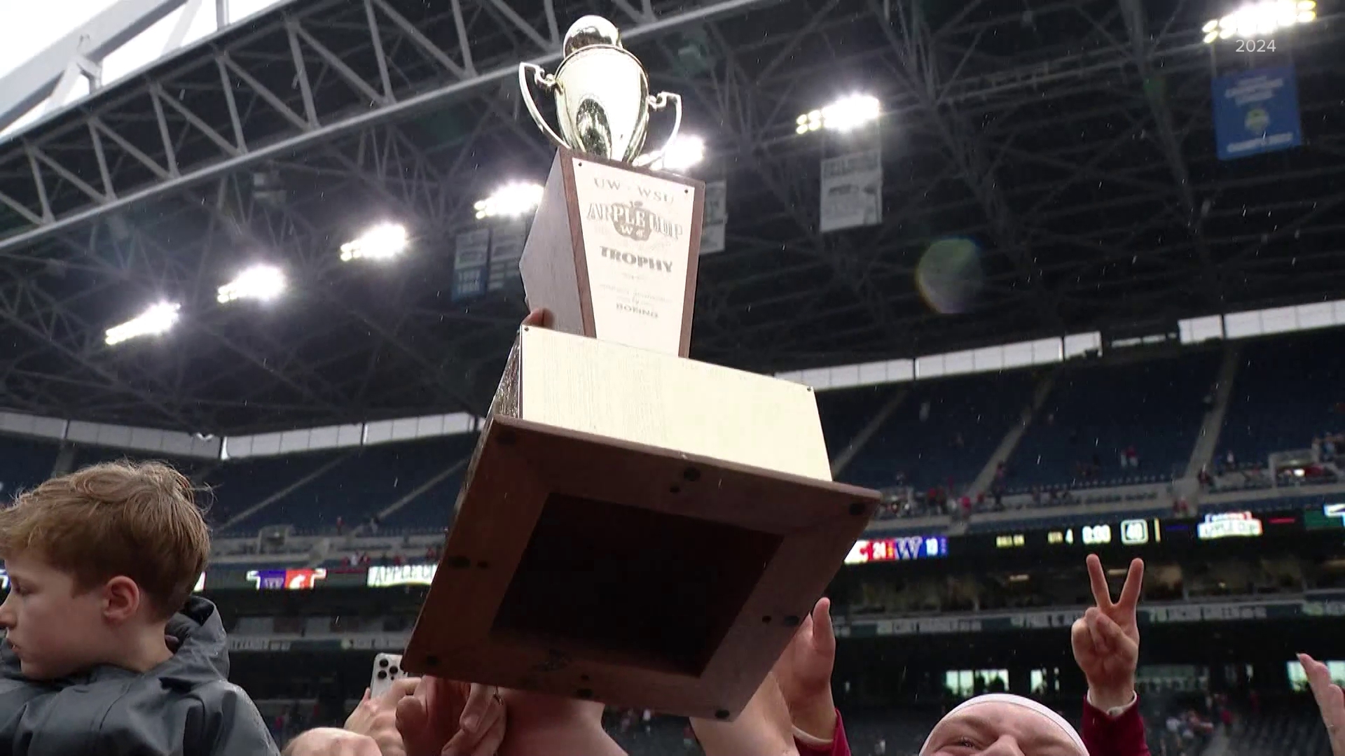 UW faces WSU in 2025 Apple Cup with revenge top of mind | krem.com