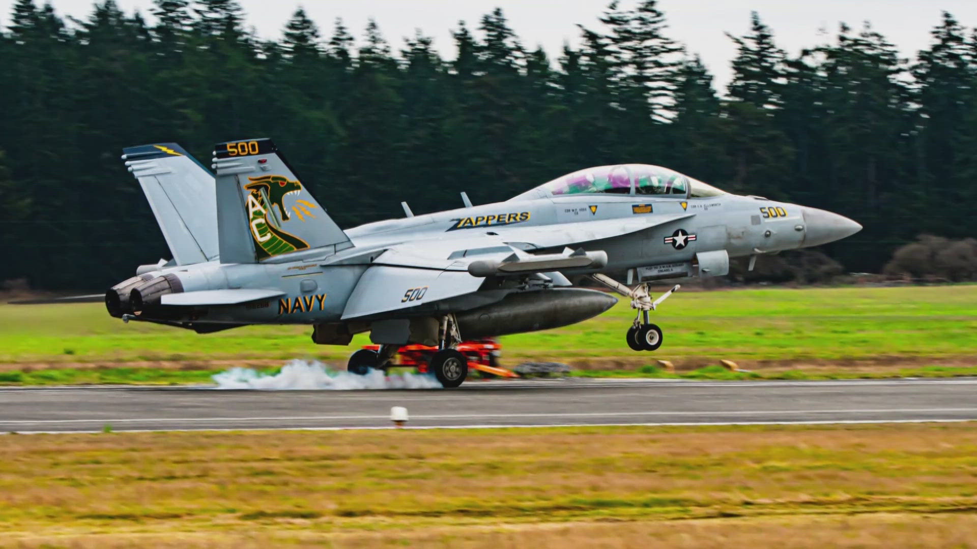 Updates | What we know about Navy jet crash east of Mount Rainier ...