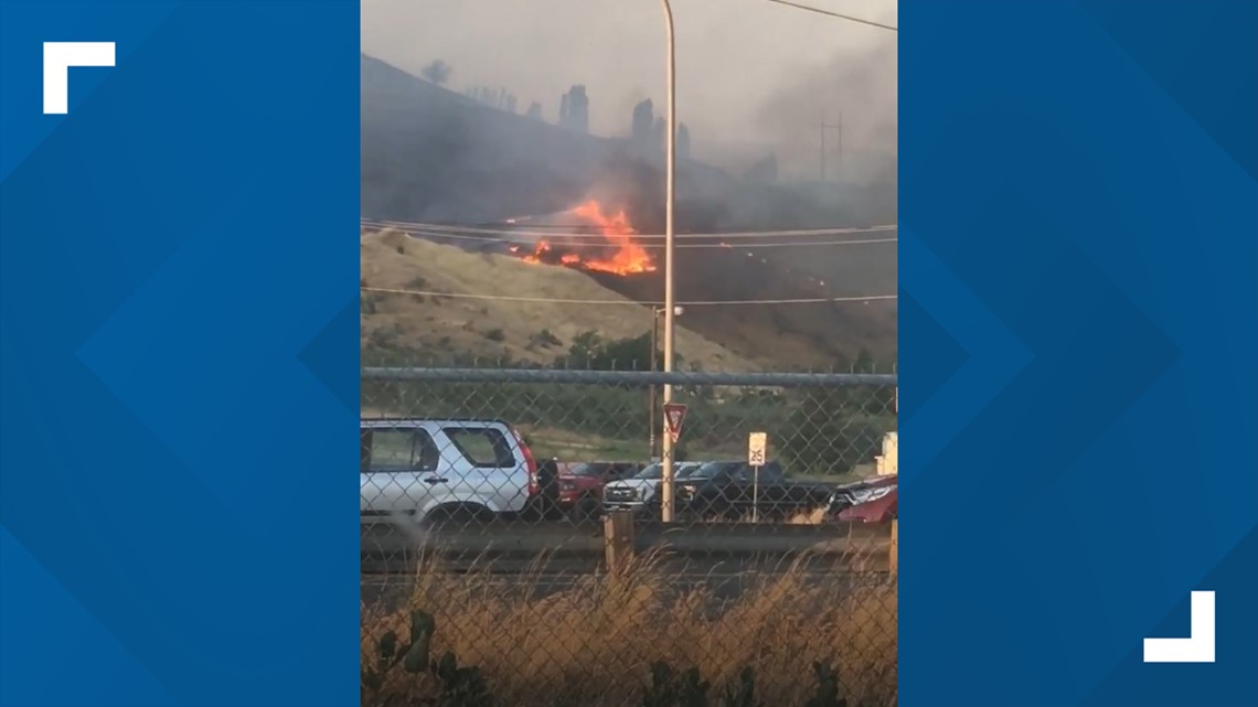 Red Apple Fire burning 4,000 acres in Chelan County | krem.com