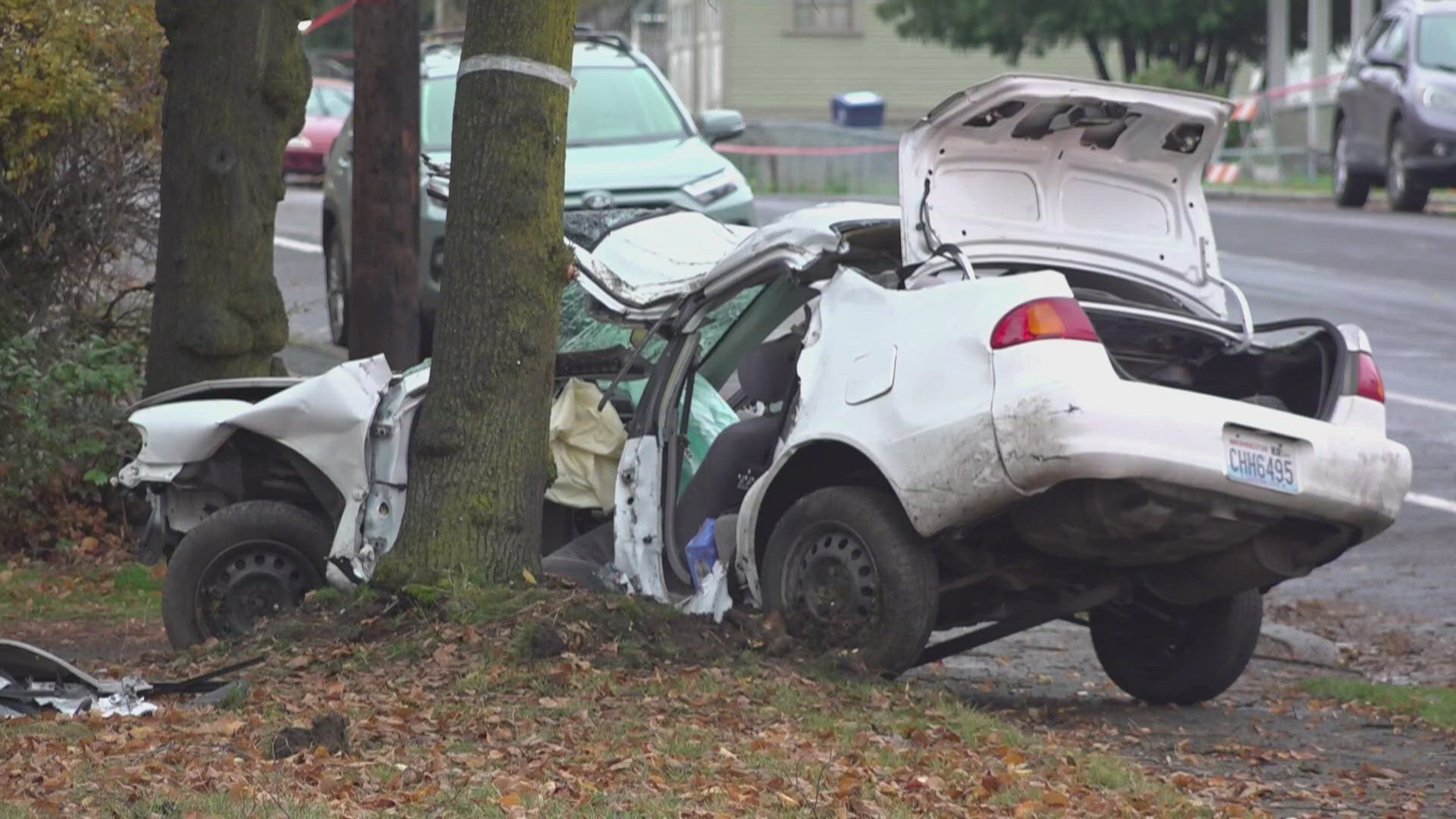 Spokane police investigating deadly single-car crash on South Walnut ...