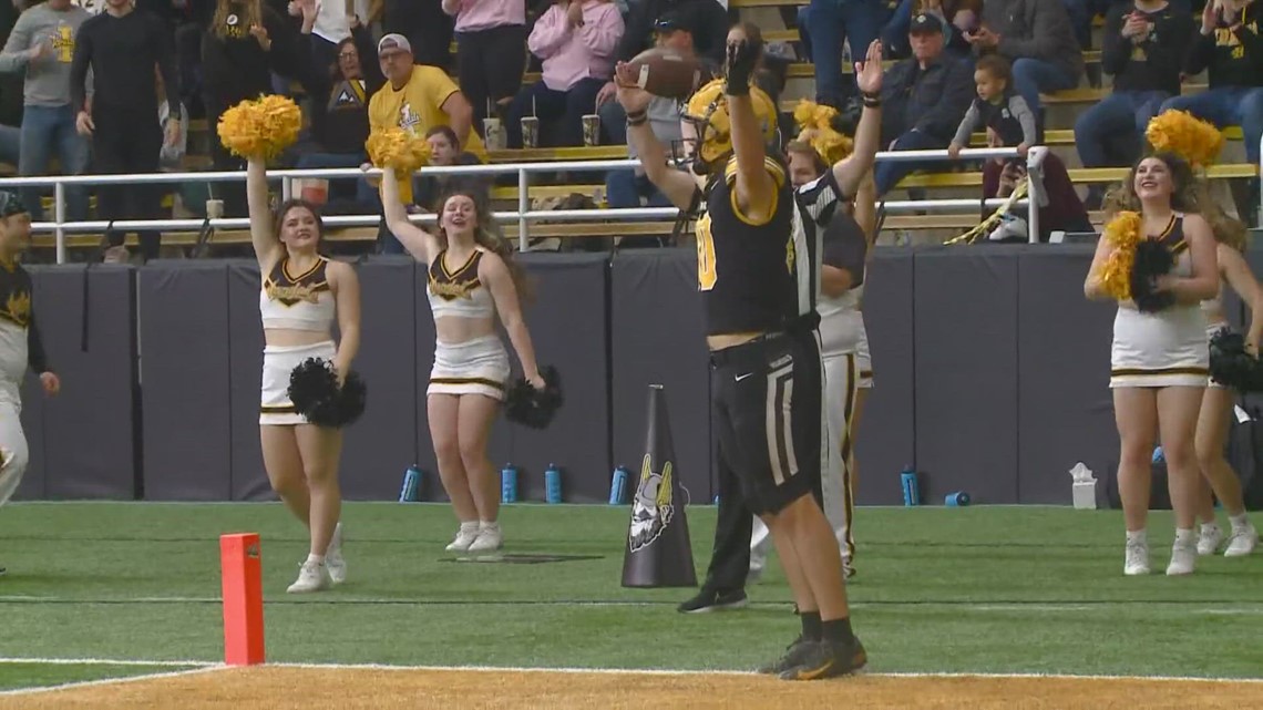 Hayden Hatten set to play in 2024 Hula Bowl | krem.com