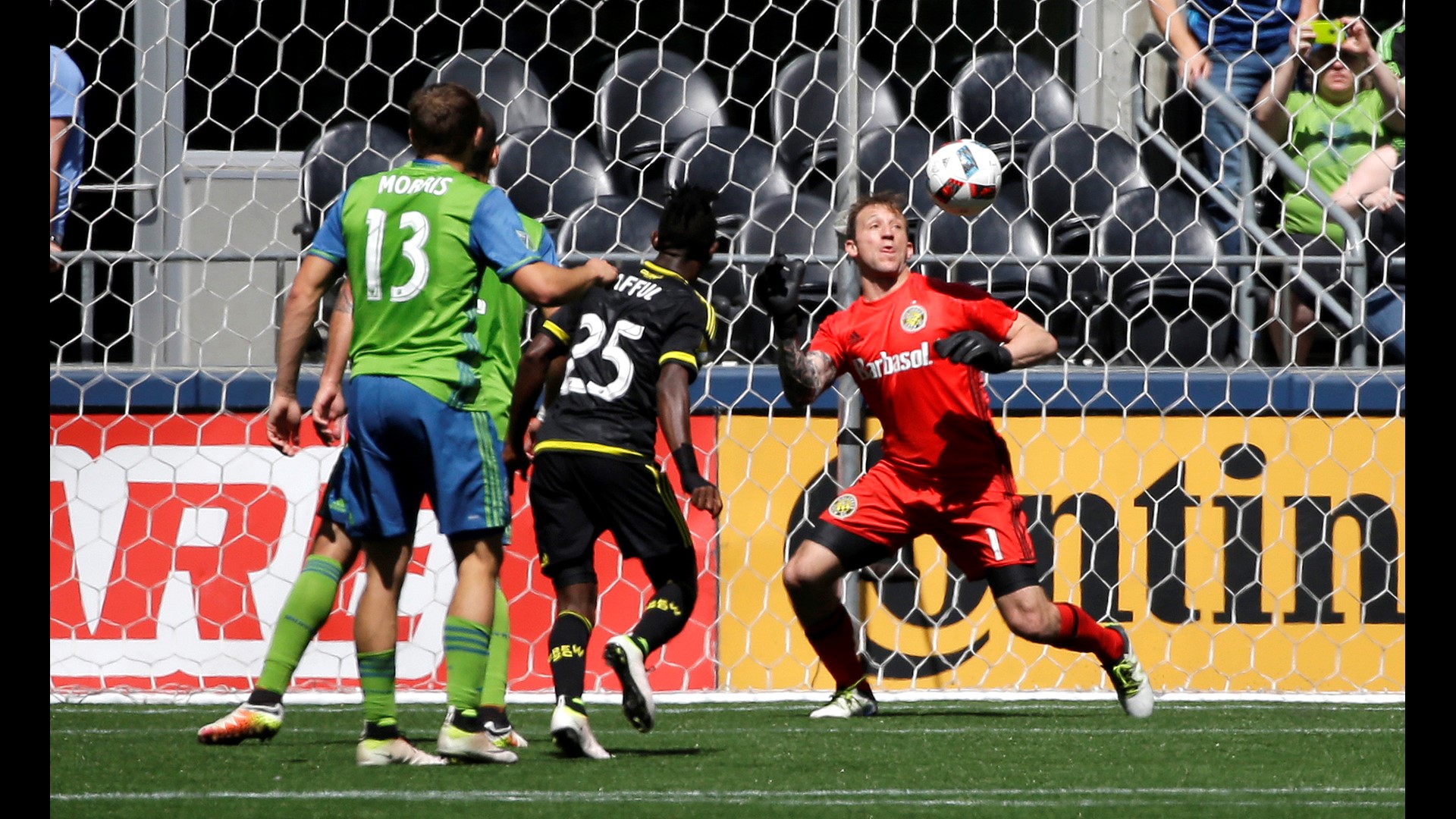 Jordan Morris scores in 88th minute, Sounders beat Crew 1-0 | krem.com
