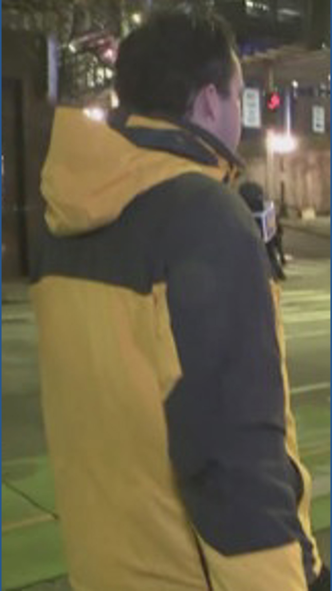 12 line up along Seahawks Parade Route | krem.com