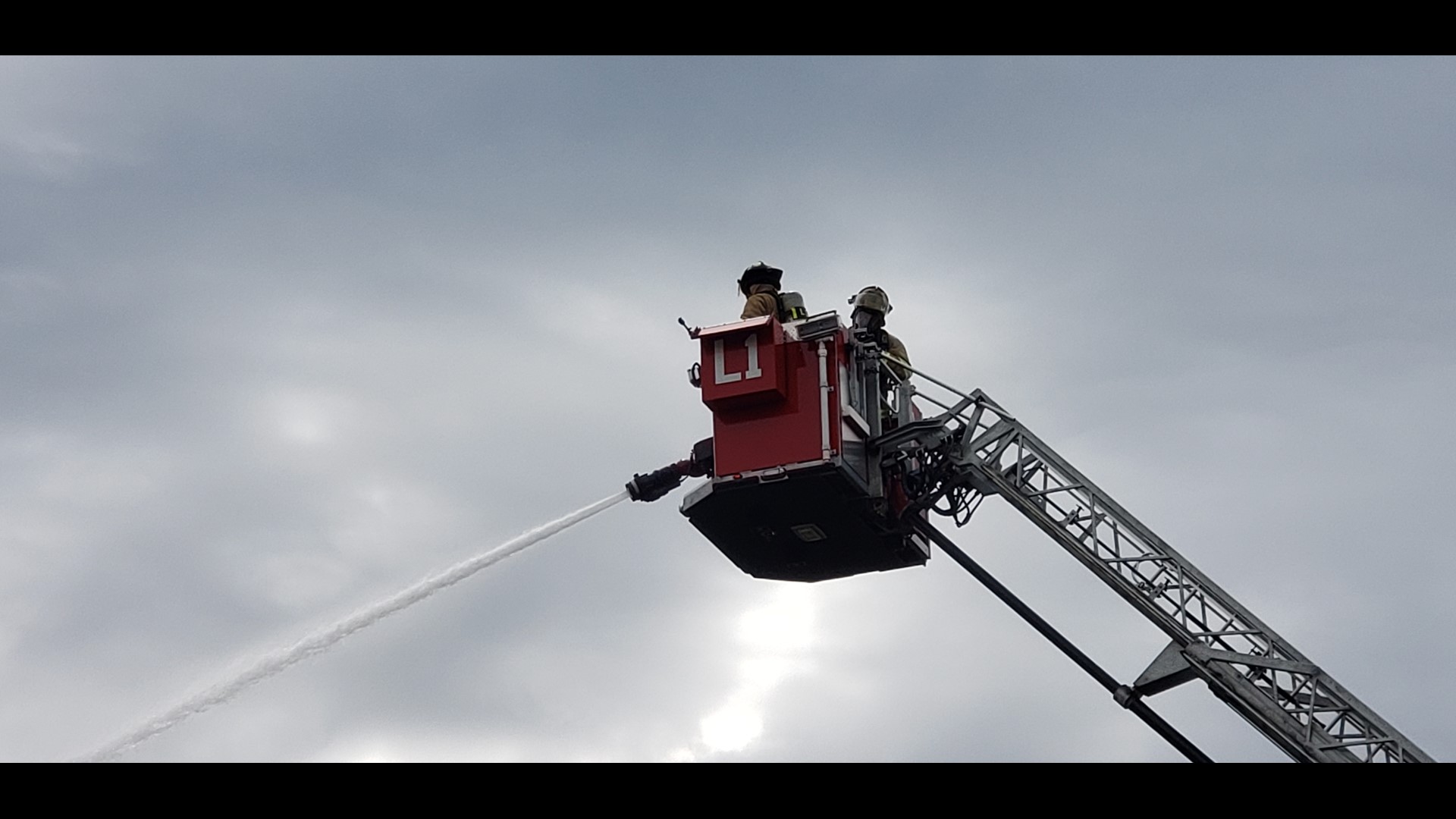 CDA Firefighter captures the action at the former Garden Motel Fire ...