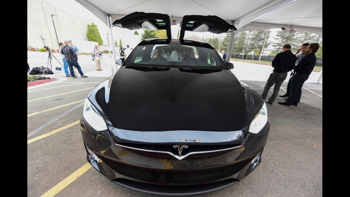 Fatal autopilot crash magnifies Tesla production problems | krem.com