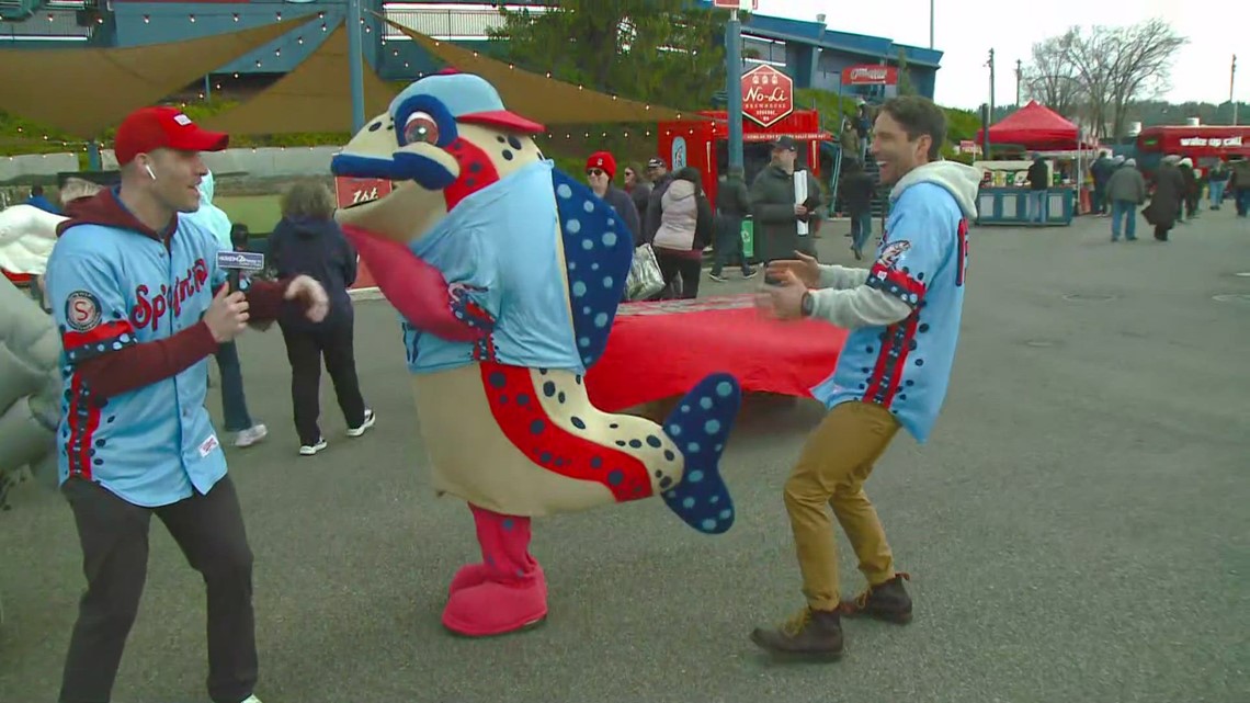 KREM 2 News Team shows off their dance moves with Ribby and KC! | krem.com