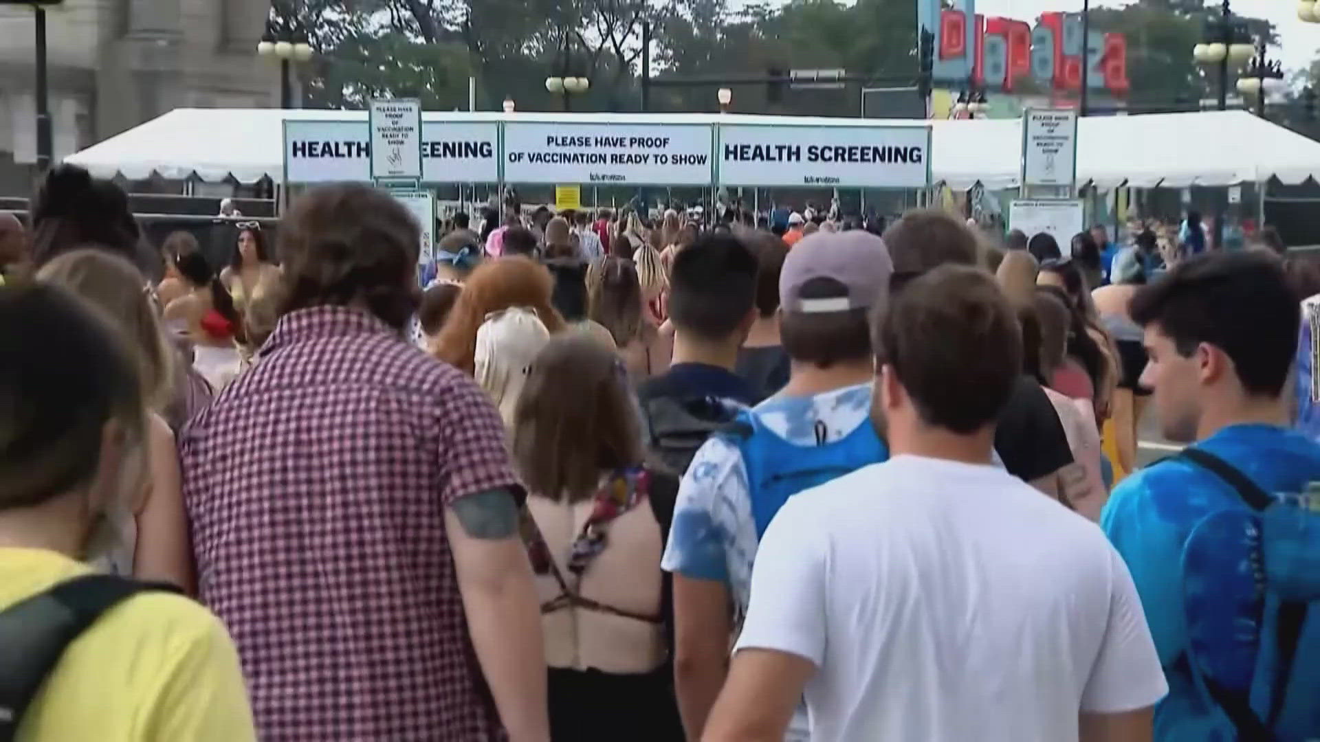Comedians Jerry Garcia and Christian Zaragoza at Laugh Factory | krem.com