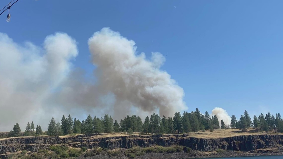 Level 3 evacuations in place for fire near Williams Lake in Cheney and ...