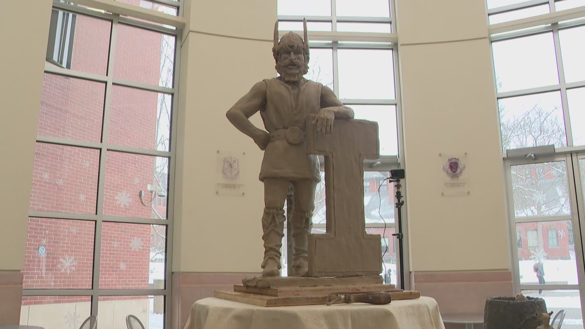 University of Idaho commissions Montana artist to create bronze ...