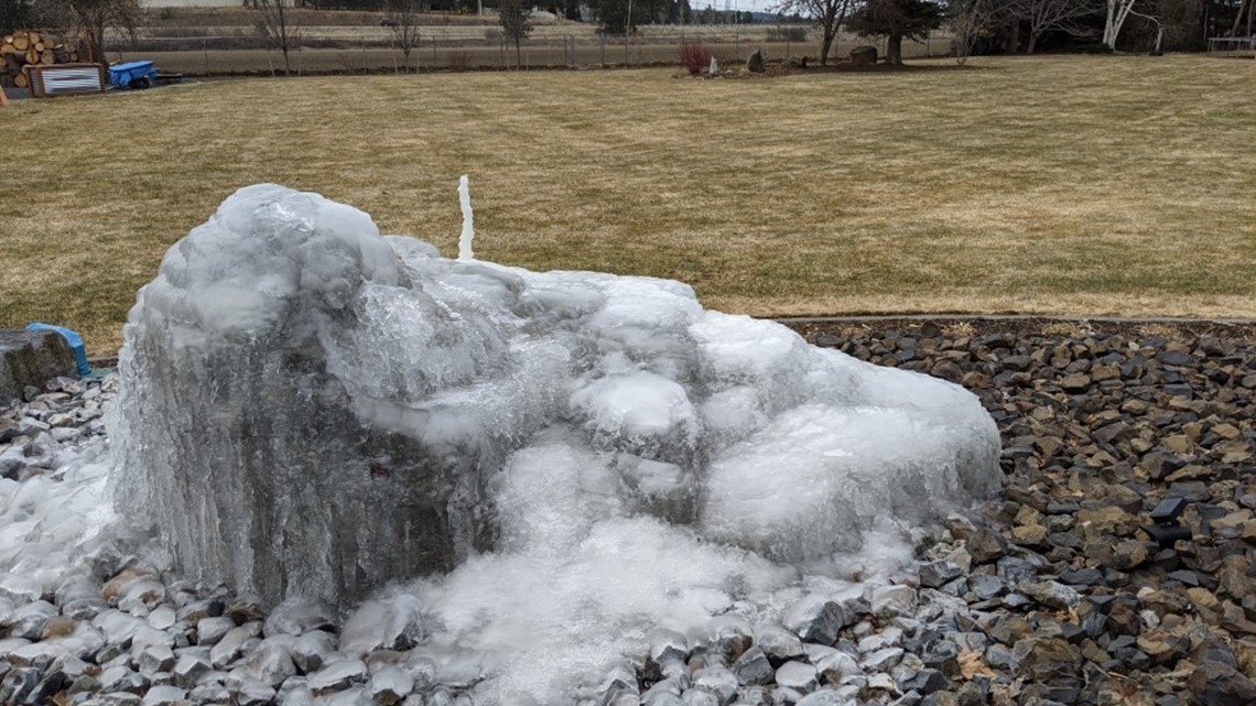 Explainer: How 'ice spike' formed in Spokane during cold snap | krem.com