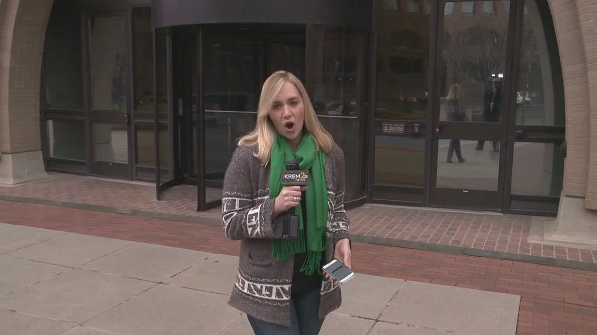 FBI agent reveals texts from Henrikson to victim | krem.com