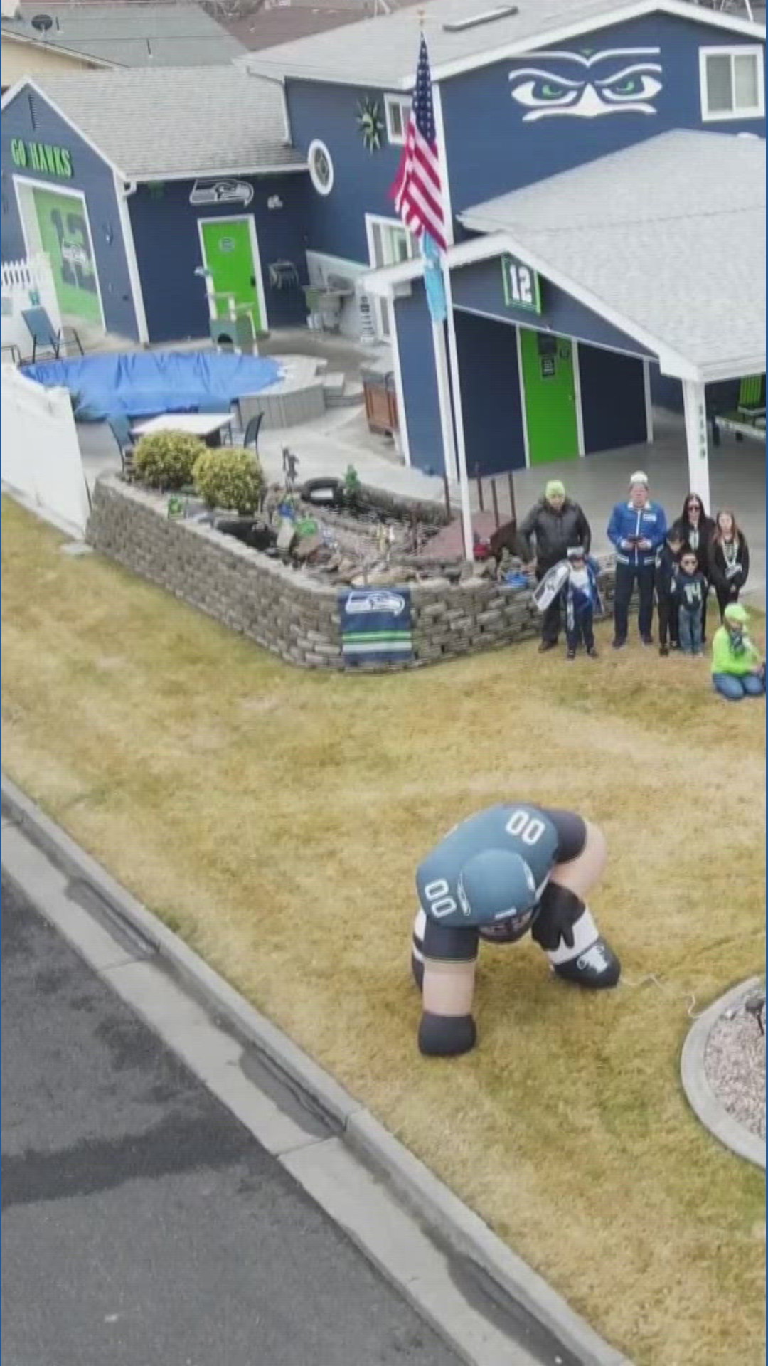 Owners of Othello Seahawks house uniting community ahead of Super Bowl ...