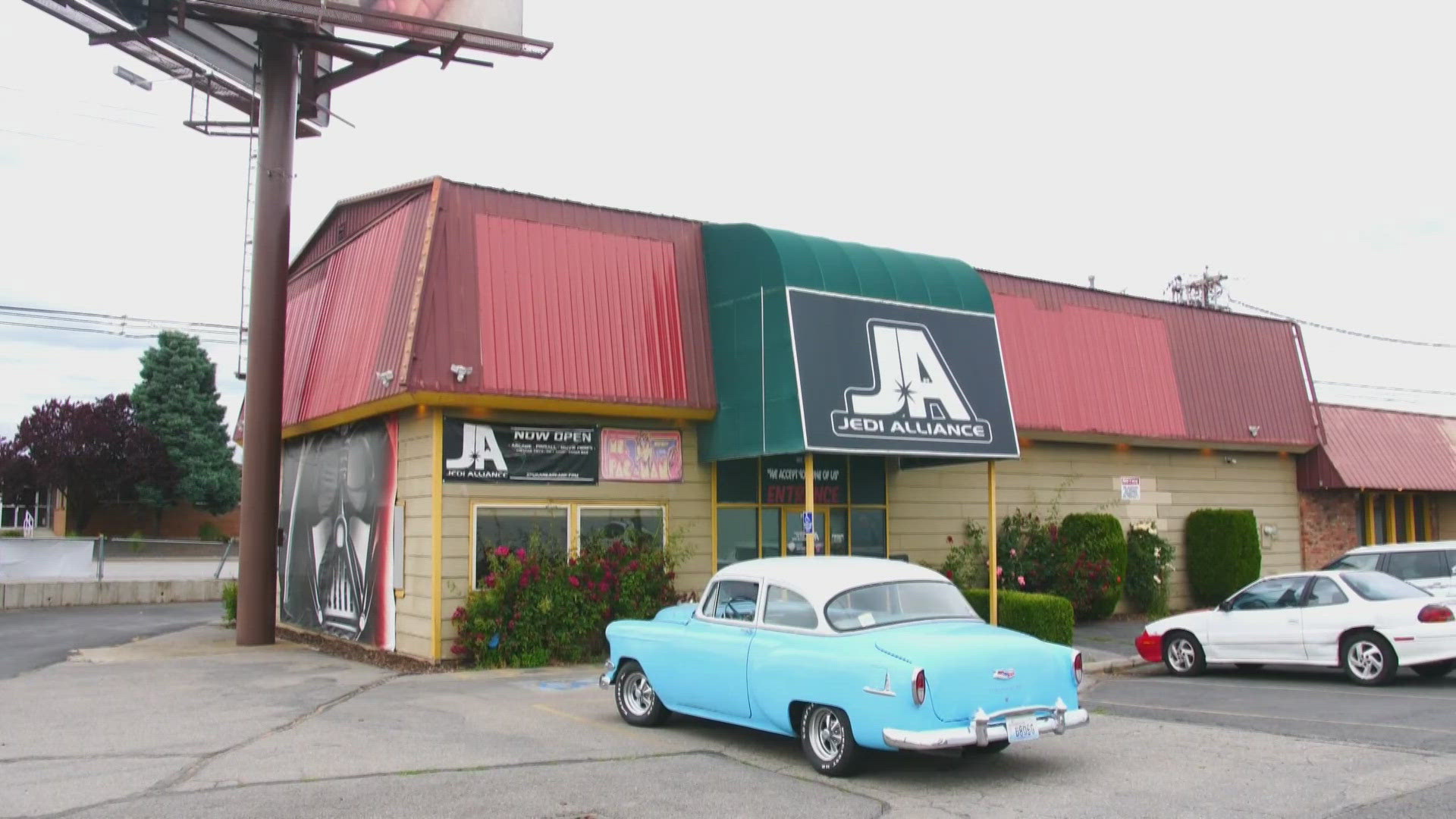 Love Local Spotlight | Cascadia Pizza Co. | krem.com