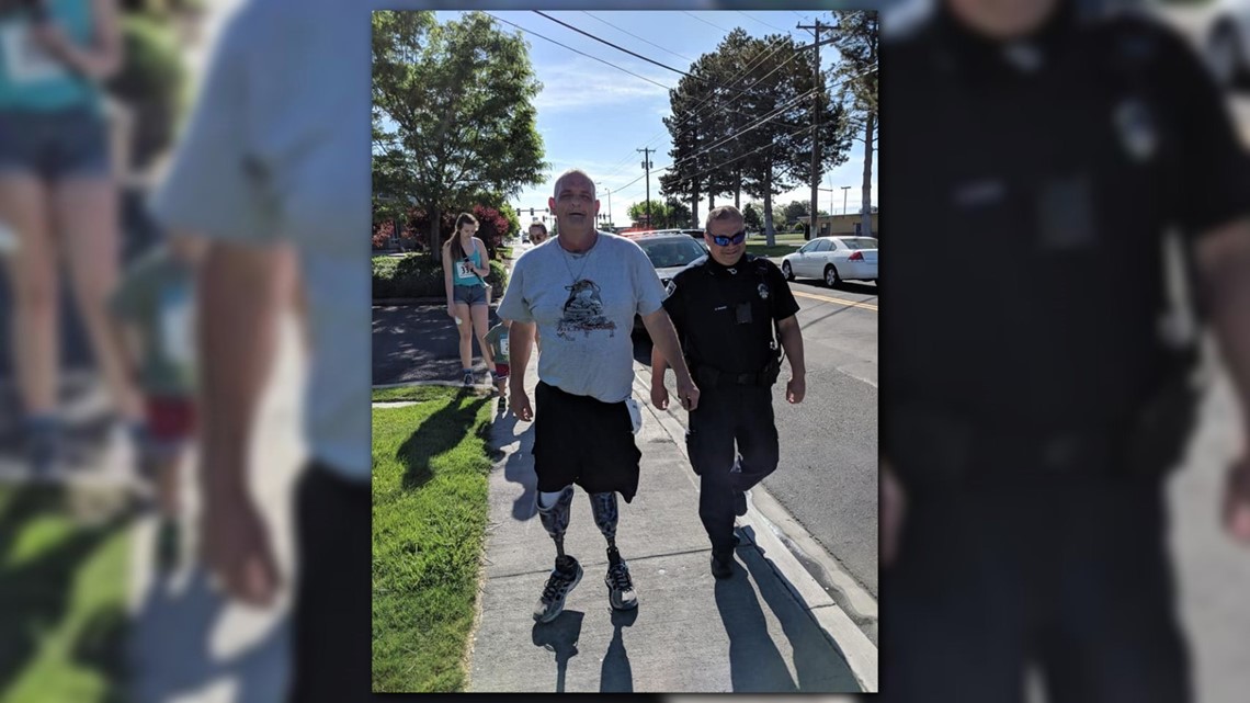 Moses Lake PD officers help double amputee finish 5K | krem.com