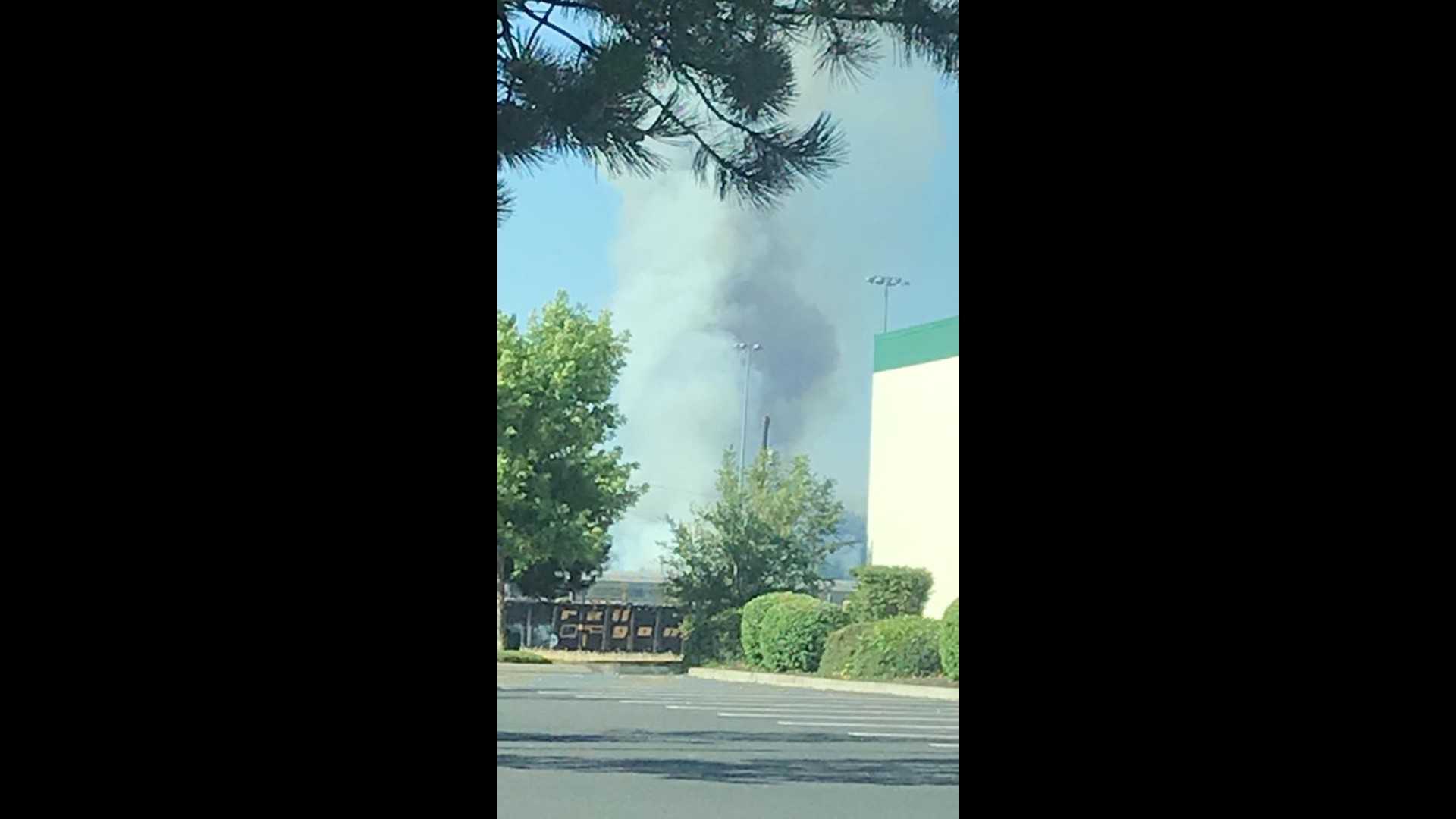 Upriver Beacon Fire in Spokane Valley burning 115 acres, zero percent ...