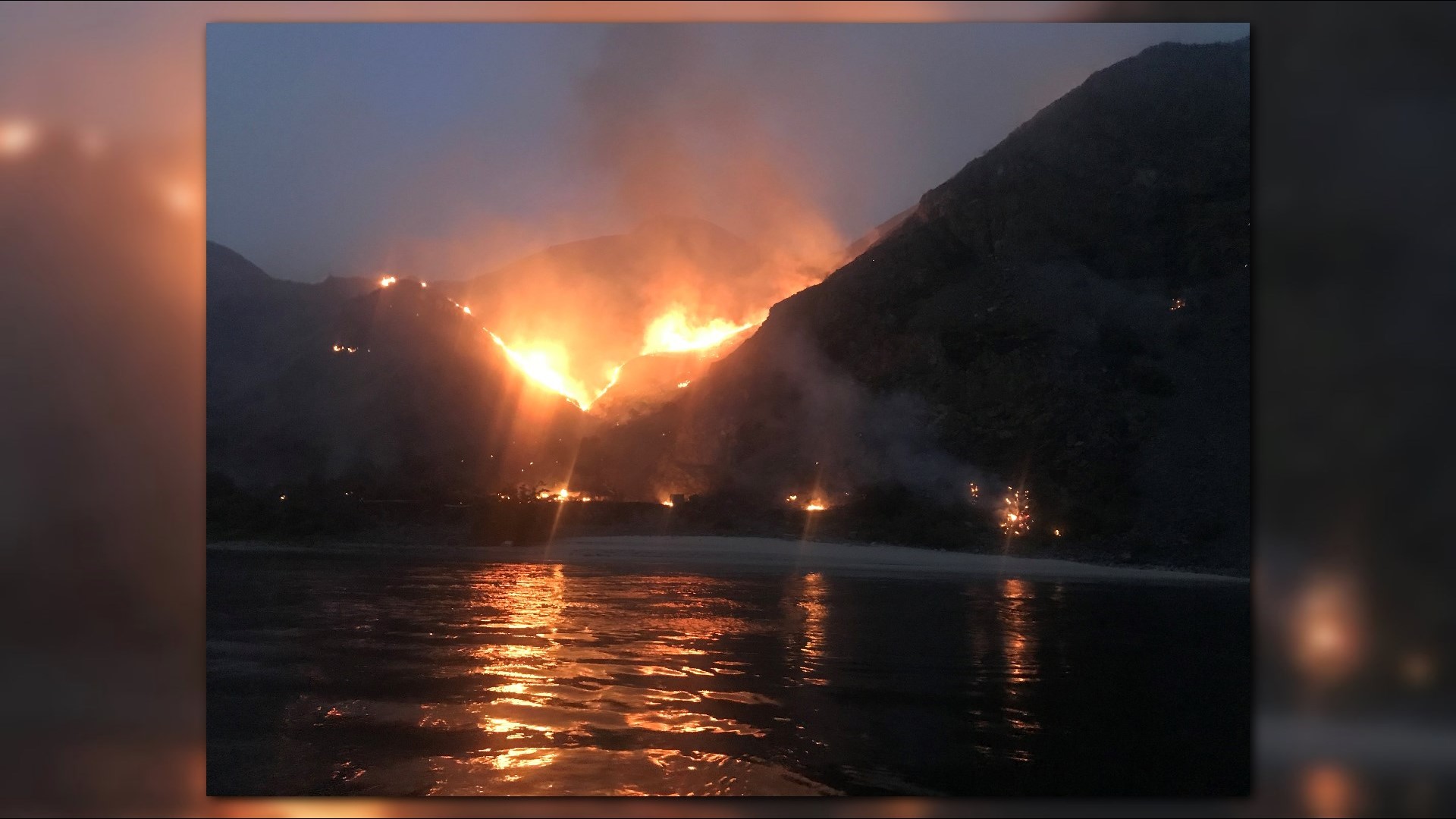 Wildfire damages three structures, grows to 1,000 acres in Hells Canyon ...