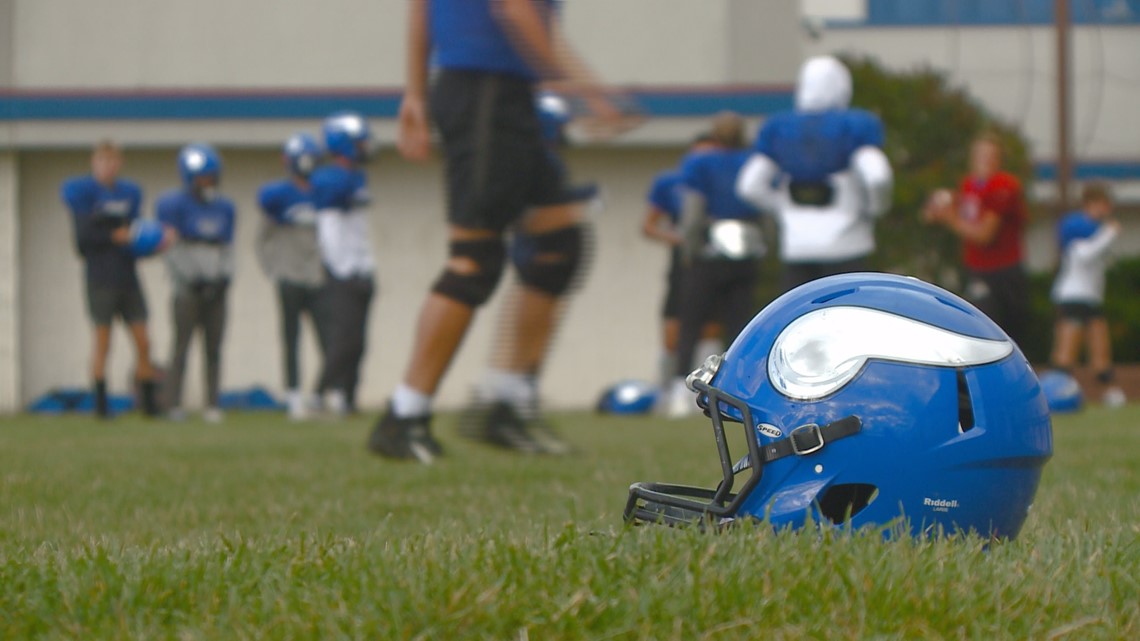 Spokane high school football player transfers to Coeur d'Alene | krem.com