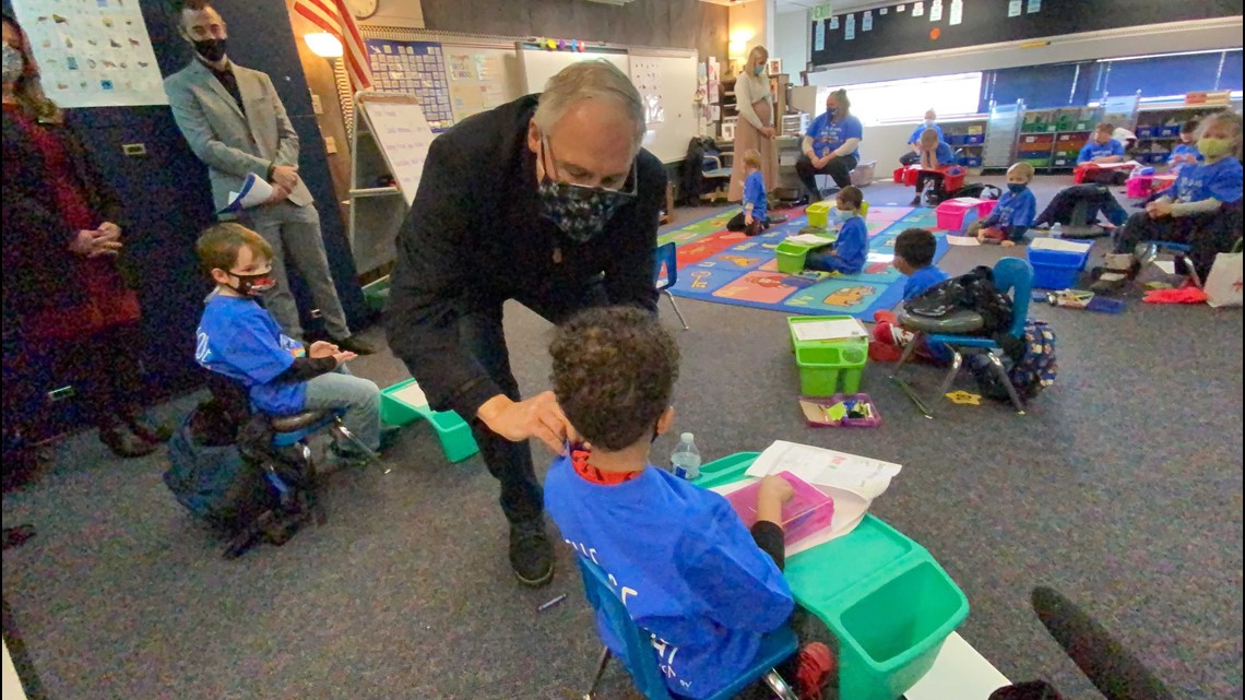 Gov. Inslee visits Spokane's Stevens Elementary School | krem.com