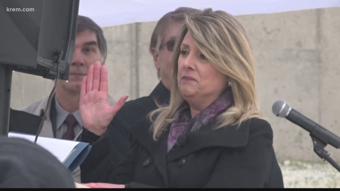 Nadine Woodward Swears In As 45th Spokane Mayor
