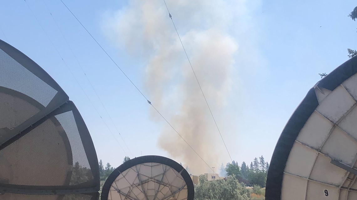 Brush fire burning on Spokane's South Hill | krem.com