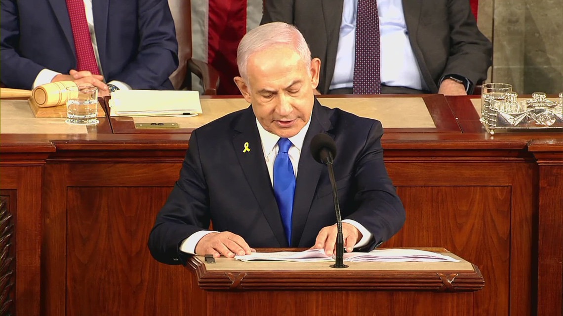 Netanyahu received a standing ovation on the house floor while ...