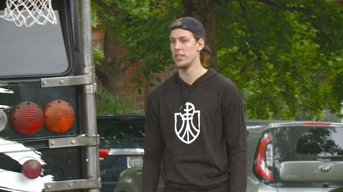 Former Gonzaga Bulldog Kelly Olynyk looking to become 5th Zag to win ...