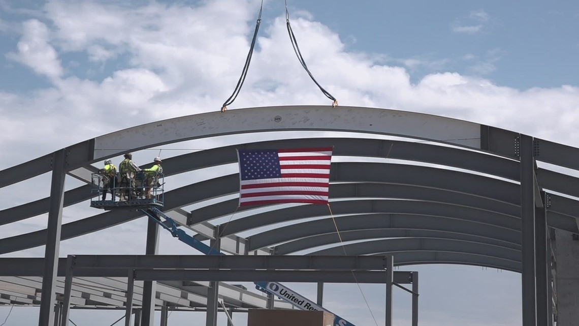 Pullman-Moscow Regional Airport holds "Topping Off" ceremony | krem.com