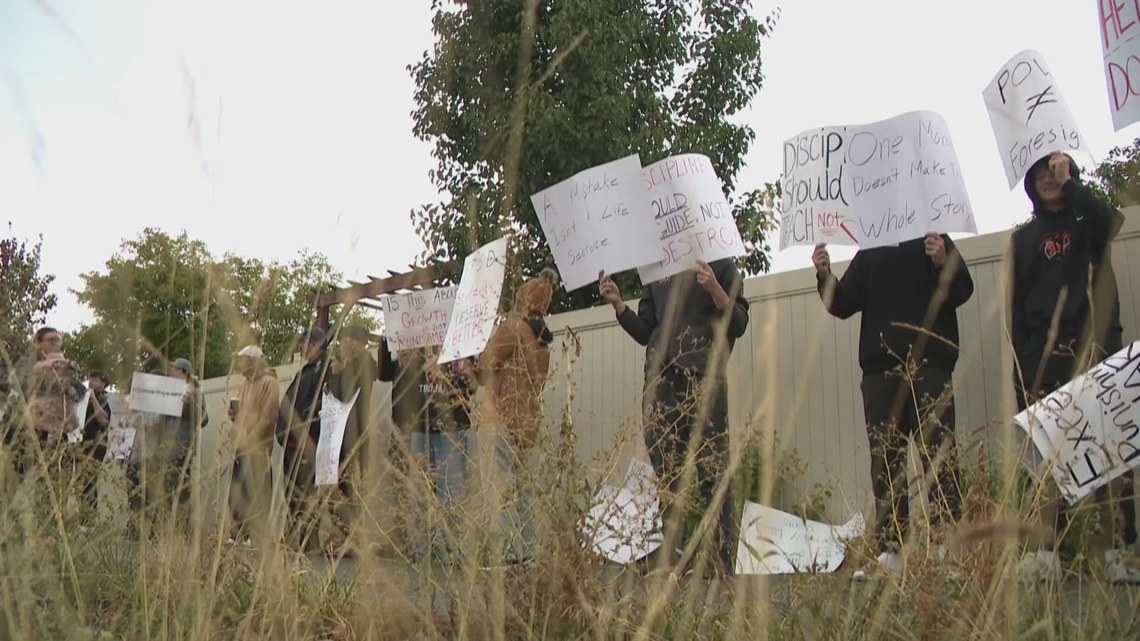 Post Falls High School students, parents walk out after suspension of ...