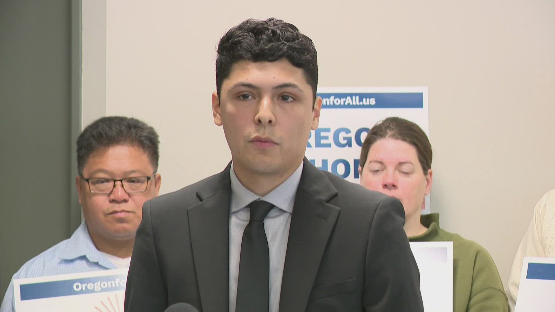 Lawyers for firefighter ask judge to order his release from ICE ...