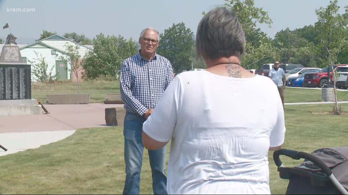 Gov. Jay Inslee visits Nespelem, hears from community members about ...
