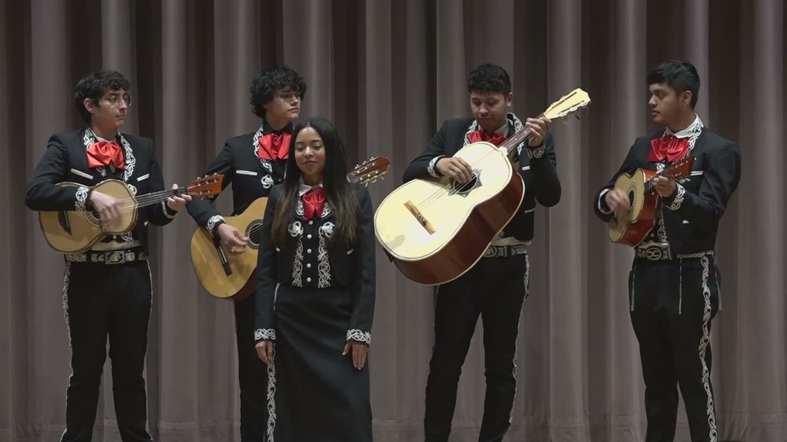 EWU mariachi band keeps students connected to Hispanic roots | krem.com
