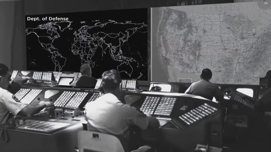 NORAD is ready to track Santa on his big journey around the world ...