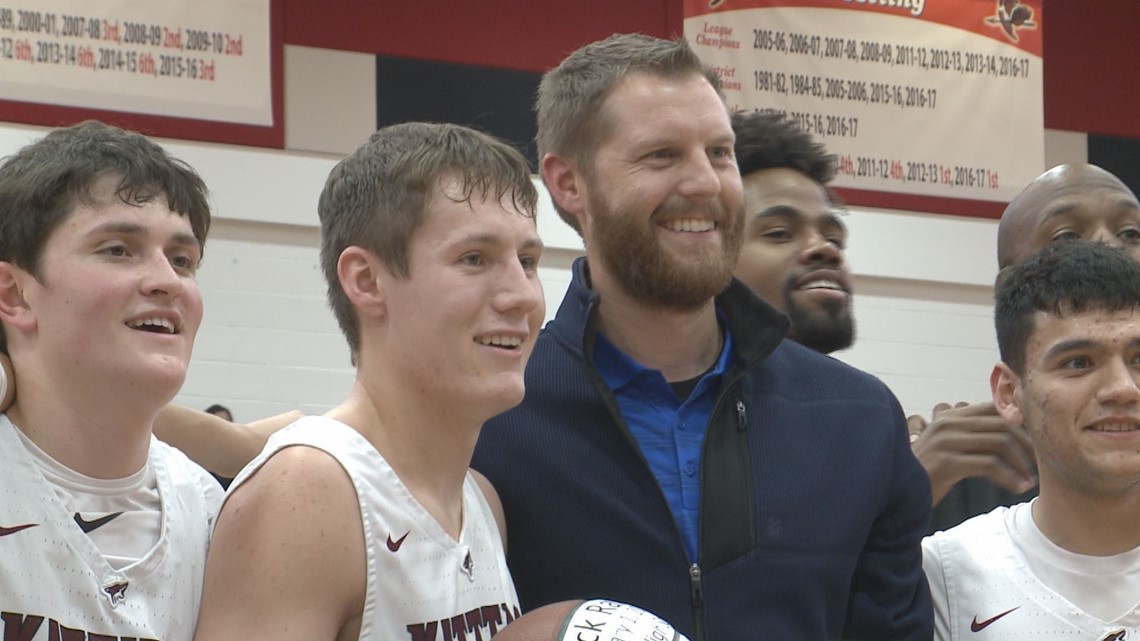Future Zag Brock Ravet breaks state scoring record | krem.com