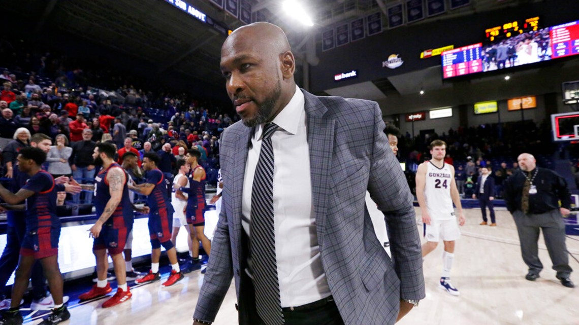 Gonzaga's Roger Powell Jr. to be hired as coach at Valparaiso | krem.com