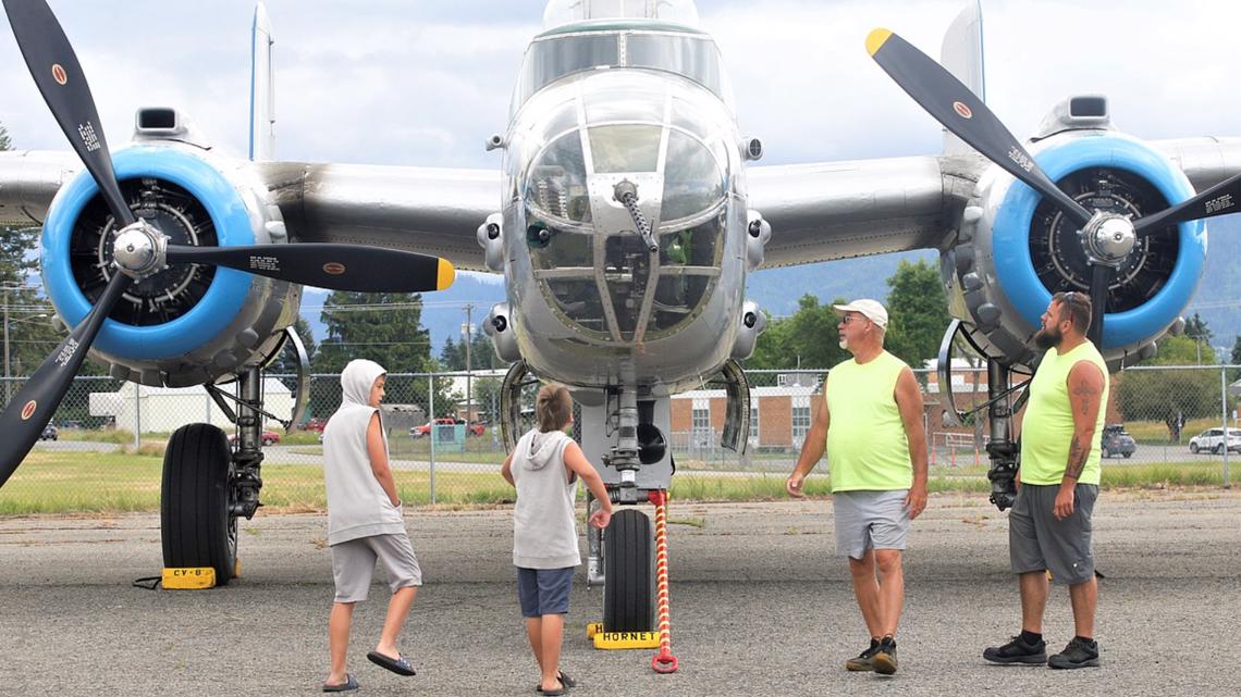 Exeperience flight in a World War II era plane | krem.com