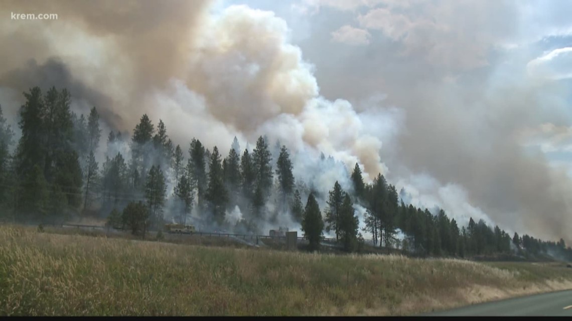 Silver Lake Fire threatens homes along I-90 near Cheney | krem.com