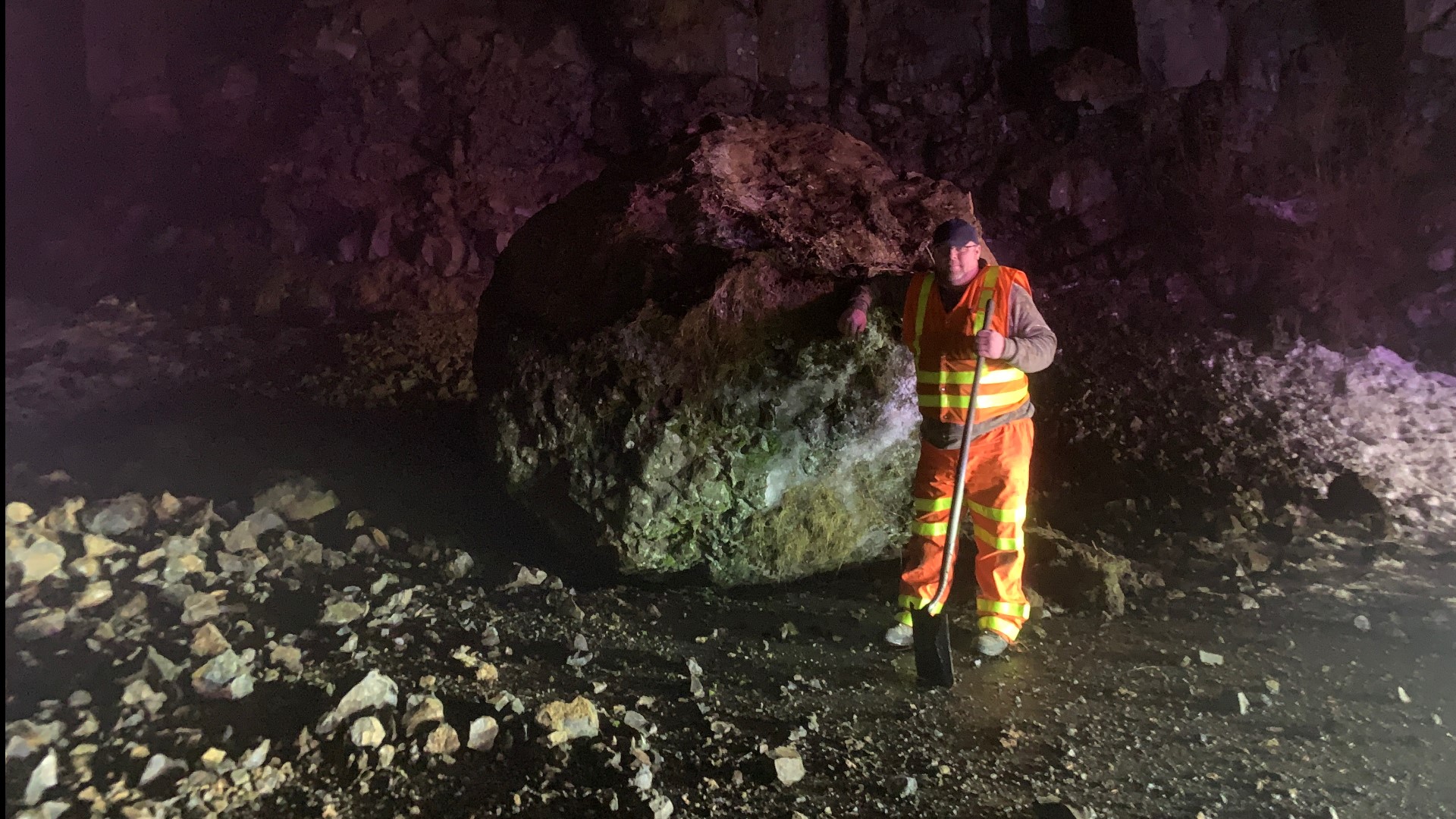 WSDOT uses snowplow to help move giant boulder that fell into roadway ...