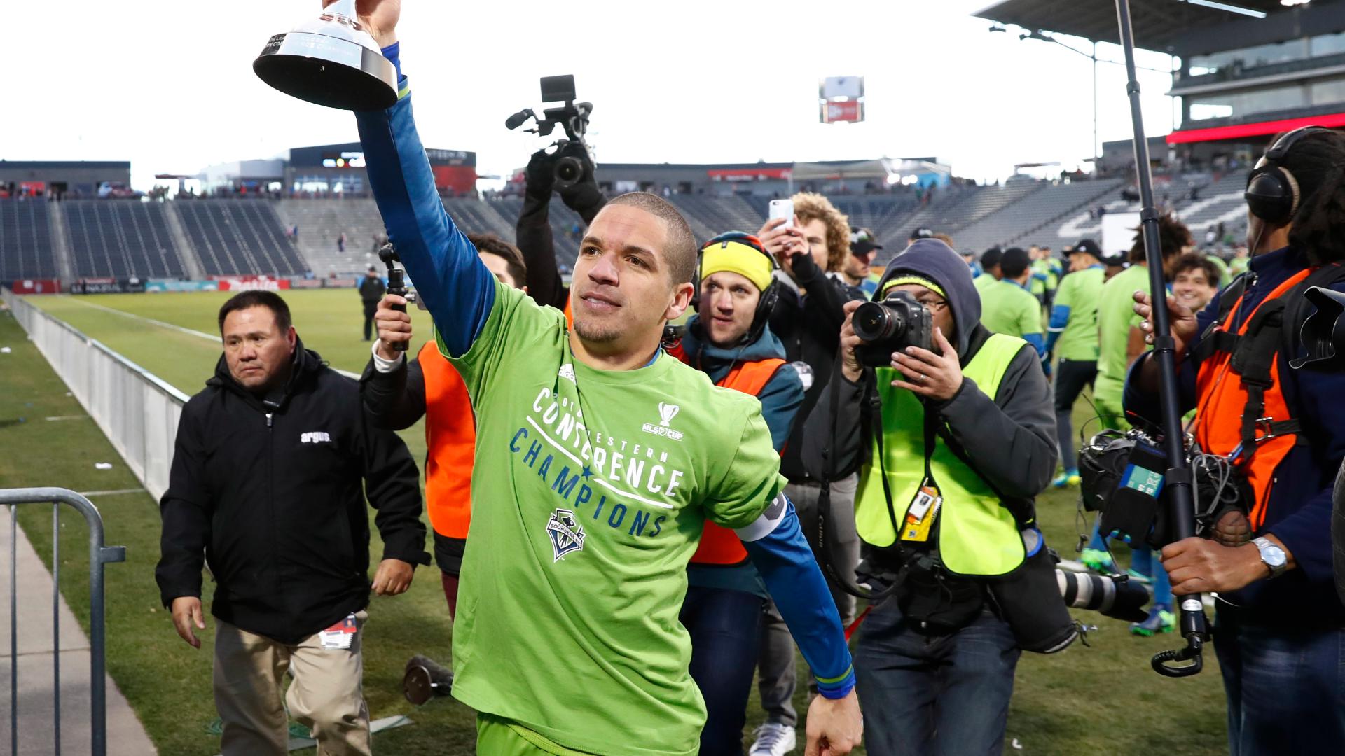 New USL Spokane investor Osvaldo Alonso preparing for next step in ...