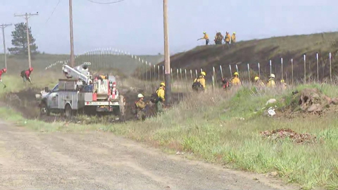 Crews battle 1-acre wildfire north of Airway Heights | krem.com